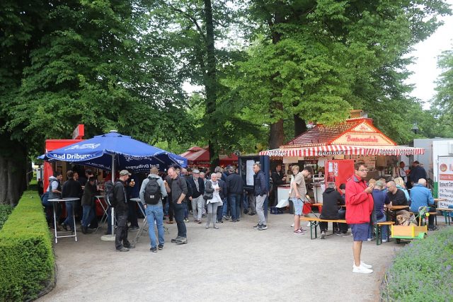 Bierfest 2022 – Paderborn-Schloß Neuhaus, Schloss – Paderline